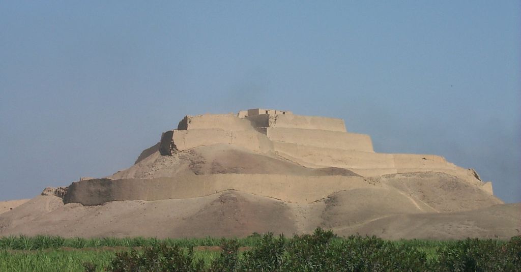 Paramonga Fortress in Peru – Overland Travel